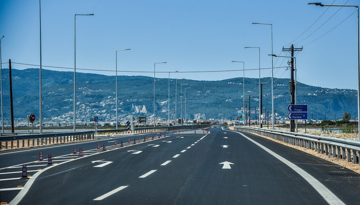 Νέα Οδός, Κεντρική Οδός: Απέσπασαν 4 βραβεία
