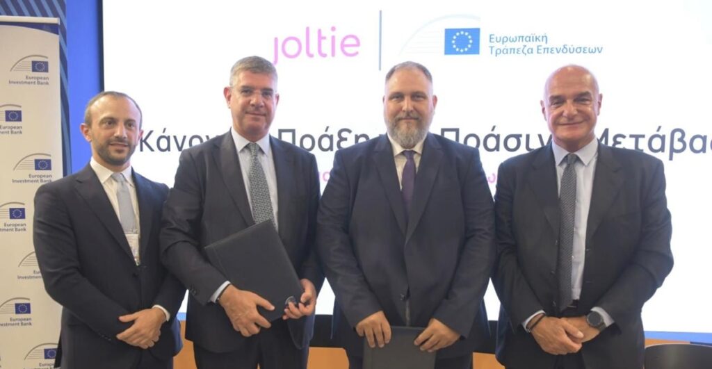 ΕΤΕπ: 17,5 εκατ. μέσω του InvestEU για το δίκτυο φόρτισης EV σε Ελλάδα ...